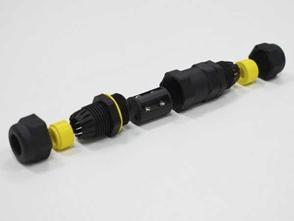 Amphenol waterproof inline cable joiner
